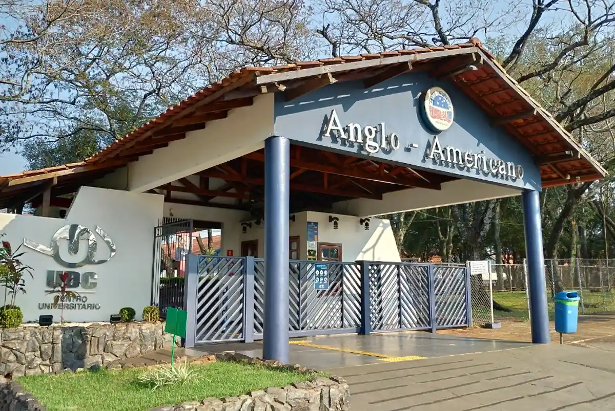 Colégio Anglo-Americano Tem Vagas Para Agente De Matrículas E Professor ...