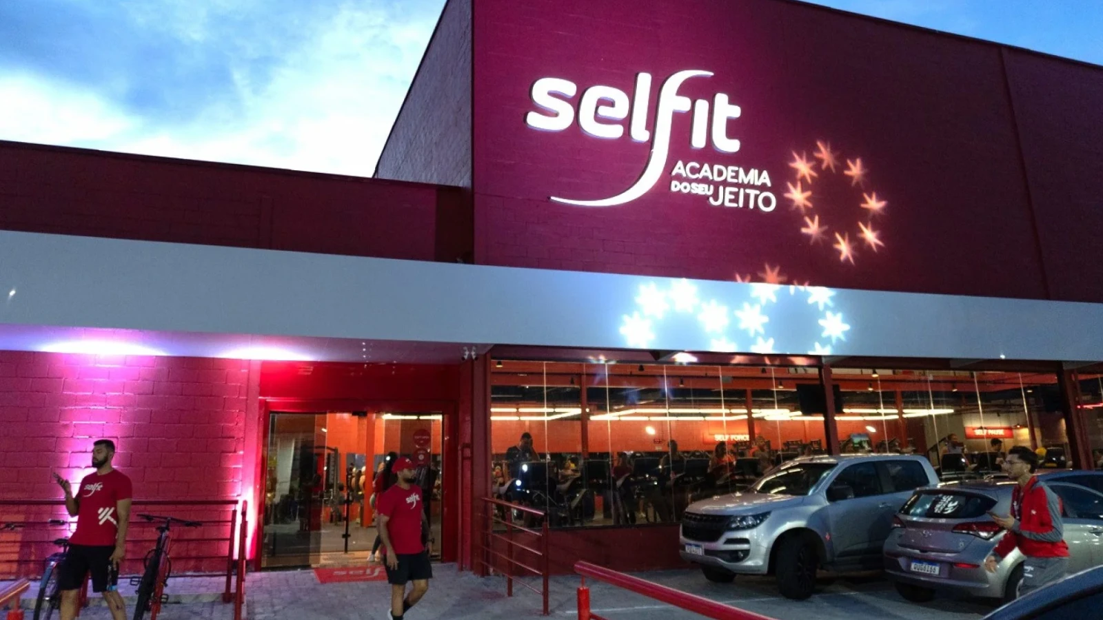 Selfit Academias Está Com Vagas Para Assistente De Atendimento ...